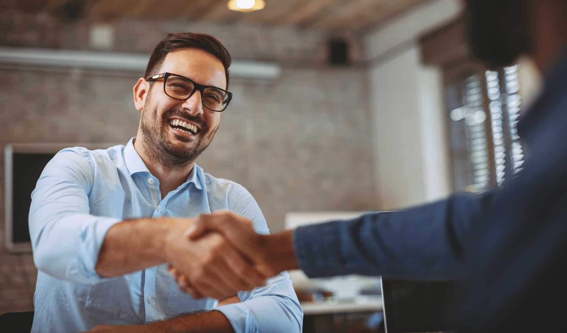 Qualité de vie au travail et satisfaction client : même combat